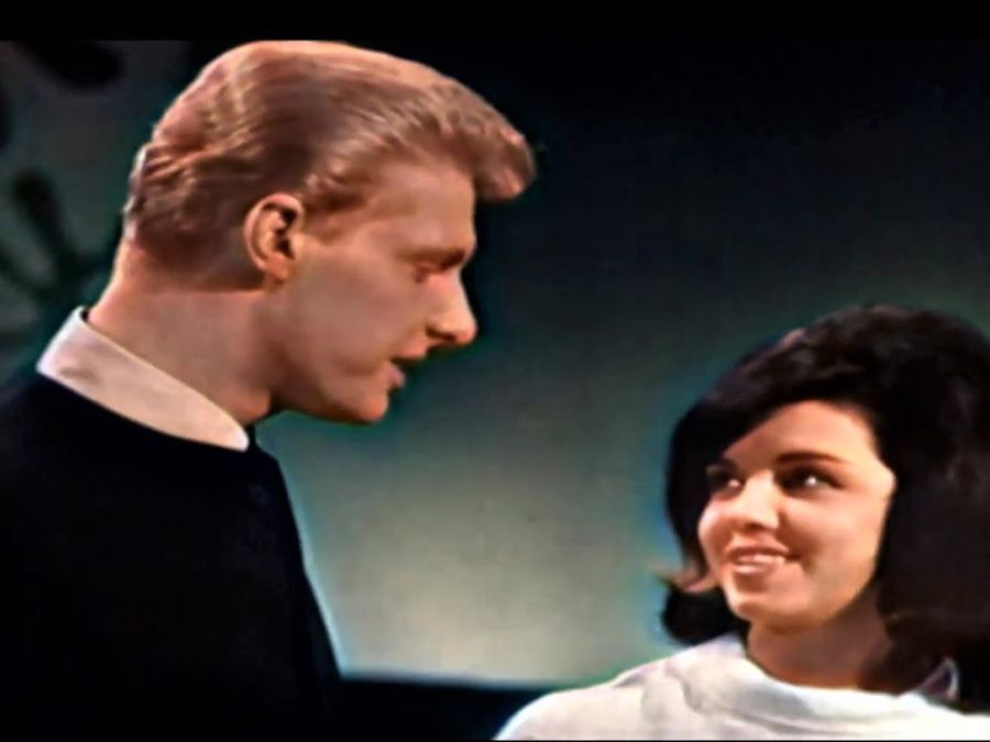 The Melodic Magic of Paul & Paula's 'Flipped Over You' - Tung