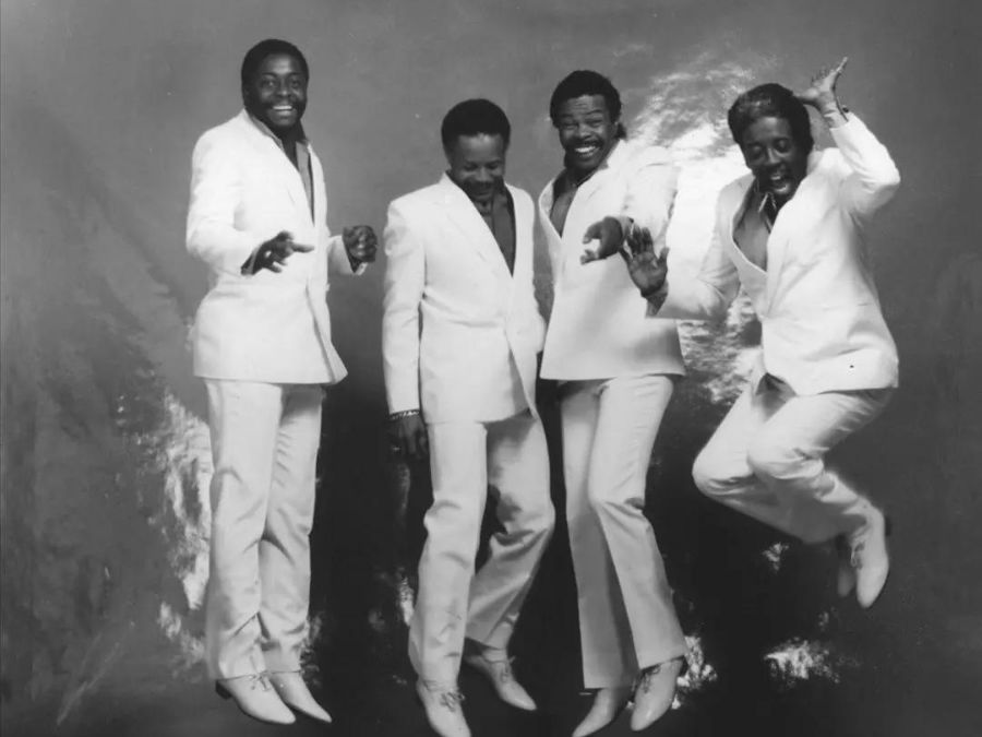 The Magic of "Shining Star": Exploring The Manhattans' Iconic Song - Tung